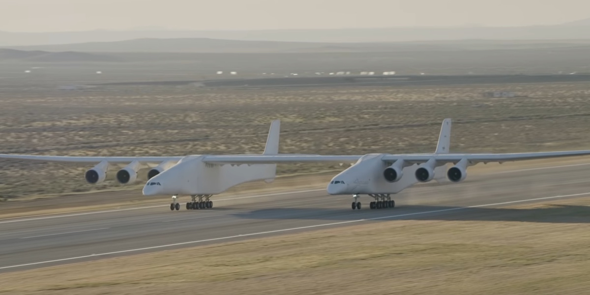 Airplane with World's Longest Wingspan Conducts Maiden Flight | Space